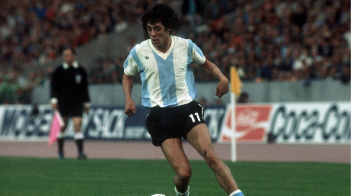 Todo Fútbol 70 Aniversario De Houseman El Campeón Del Mundo Que Vivió Con Alma De Wing